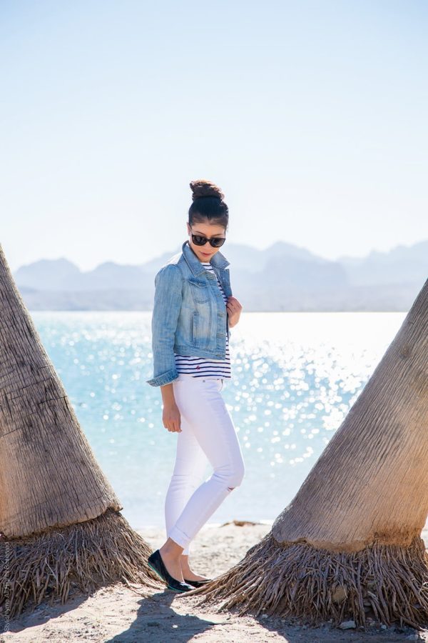Stylish White Jeans Outfit & 5 Important White Jeans Styling Tips